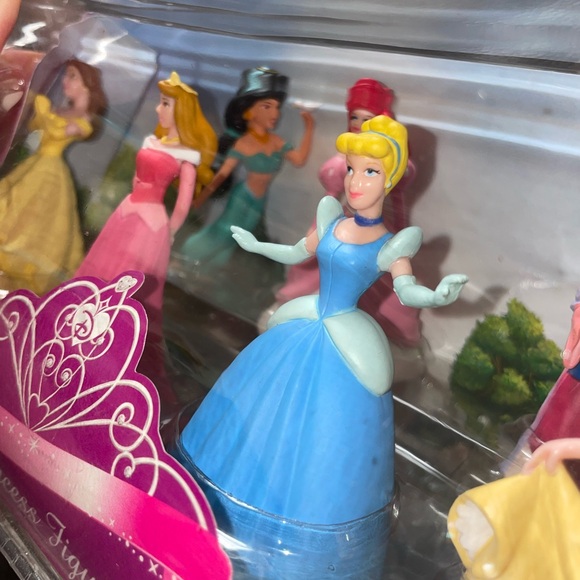 Disney | Toys | Disney Princess Figurine Set From 207 Belle Jasmine ...